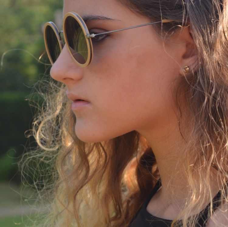 Anya Butler's Instagram, Twitter & Facebook on IDCrawl