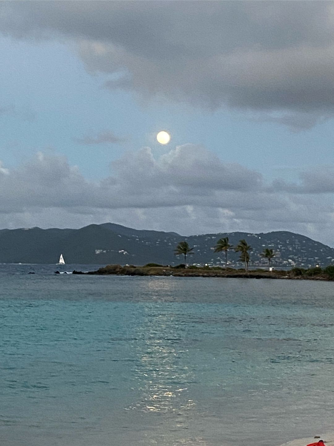 Gabriele NIcole Talley's post on Goodwall - #BestPhoto2024 The moon is ...