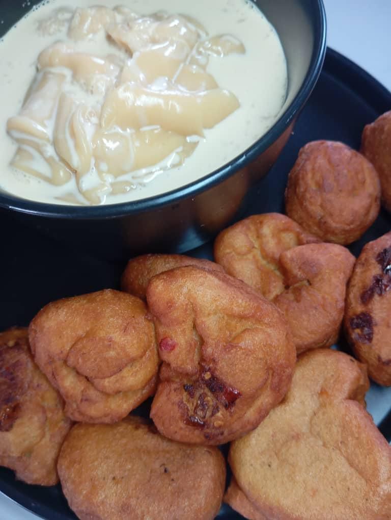 Eugene Omini's post on Goodwall - A yum yum!!! Pap garnished with milk ...